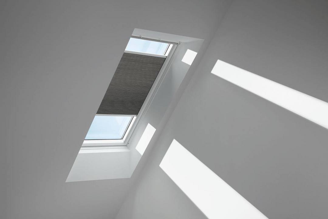VELUX Standard-Wabenplissee FHC PK08 1047S Graphit,Schiene alu PG:S